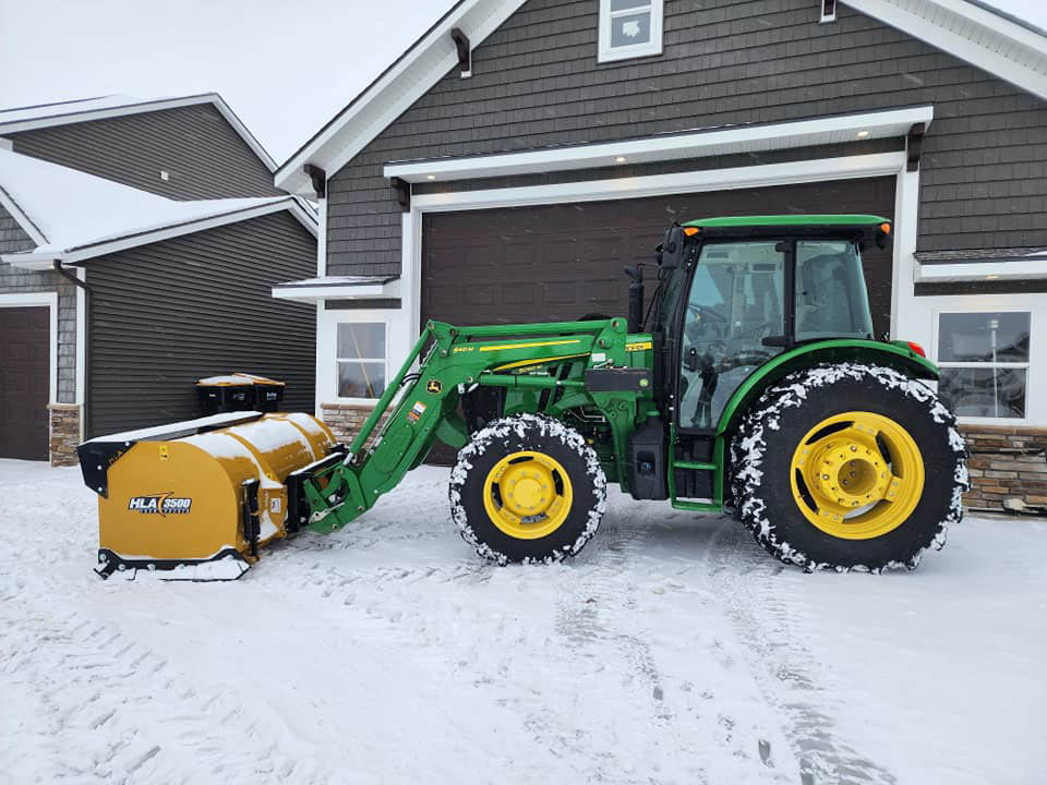 LIKE NEW – LOW HOUR 2018 John Deere 5090M 90hp Utility Tractor, Loader ...